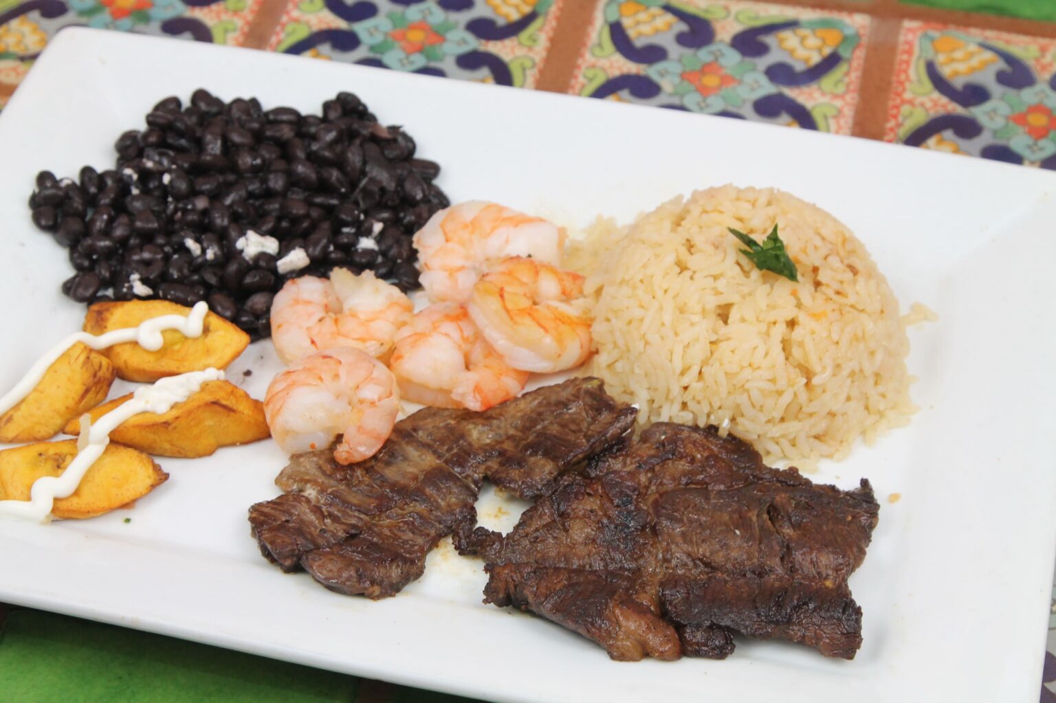 Daniel's Little México | Authentic Mexican Food